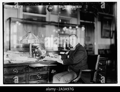 Sec'y Daniels - 5 mins. After sending blockade order to Adm. Fletcher ...