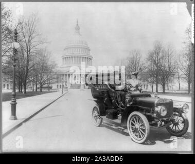 Sen. Benjamin Ryan Tillman & wife, in auto; Capitol in background Stock ...