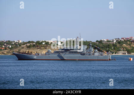 27 July 2019, Russia, Sewastopol: The Russian warship "Samum" of the ...