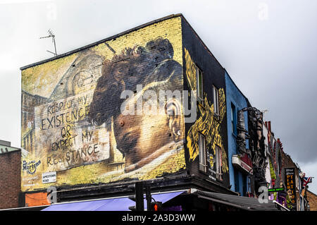 respect word graffiti on wall Stock Photo - Alamy