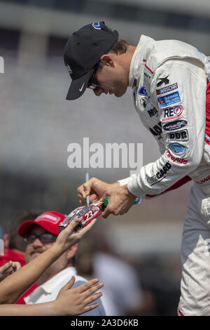 #38: David Ragan, Front Row Motorsports, Ford Mustang #ThanksDW and #6 ...