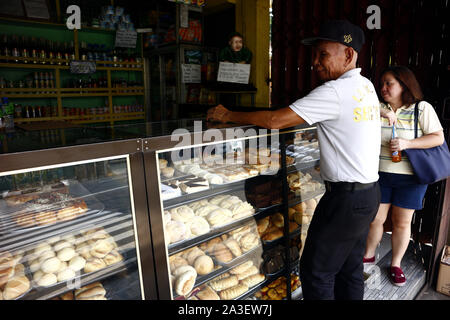 Philippines bakery, People buying bread at a bakers hop, Boracay ...