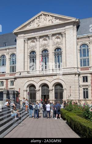 France, Nord, Lille, district of the Museum of Fine Arts, Sciences Po ...