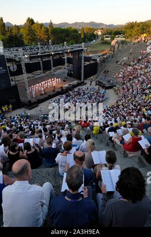 view of the ancient theater of Vaison la Romaine in France Stock Photo ...