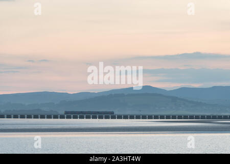 Dawn over the Arnside Viaduct, Cumbria Stock Photo - Alamy