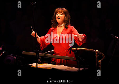 Debbie Wiseman conducts the Bournemouth Symphony Orchestra and Chorus ...