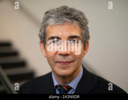Manchester, UK. 9th Oct, 2019. David Nott, a trauma surgeon who has ...