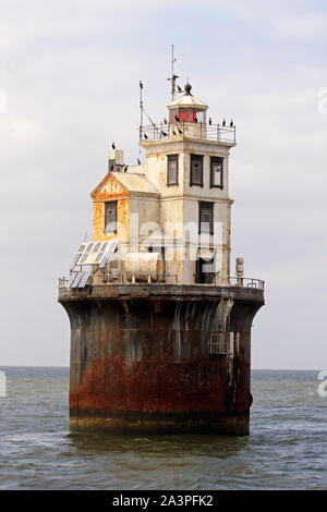 Delaware - Fourteen Foot Bank. Fourteen Foot Bank Light Station ...