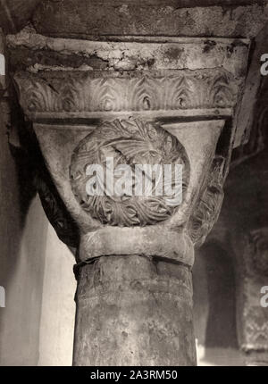 Byzantine capital of a column Stock Photo - Alamy