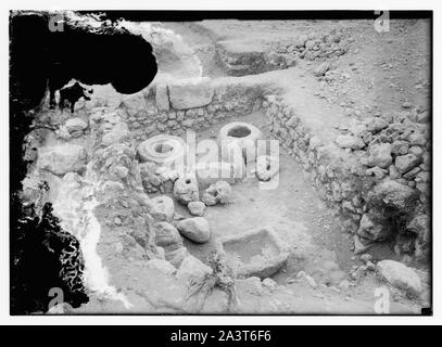 Tell Beit Mirsim is an archaeological site located in the Palestinian ...
