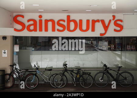 sainsburys in the swan shopping centre in leatherhead surrey Stock ...