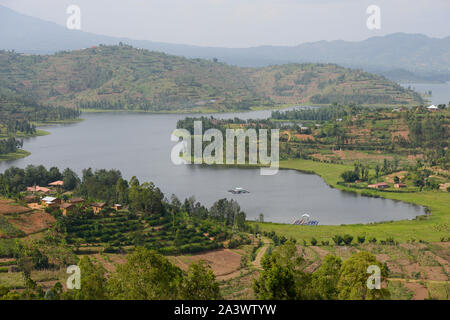 RWANDA, Musanze, Ruhengeri, lake Ruhondo, Ntaruka Electrical Station ...