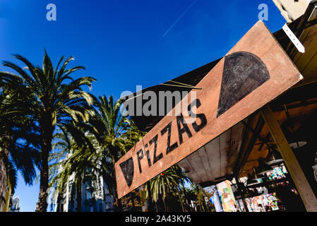 Wooden sign to sell Pizzas Stock Photo - Alamy