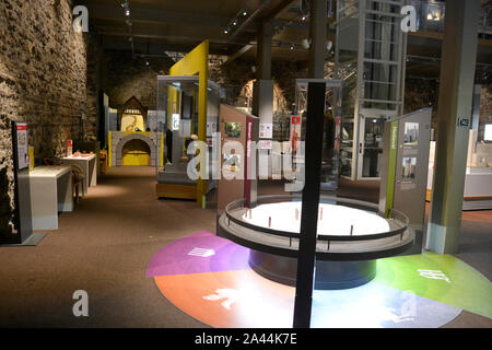 Interior display inside Colchester Castle, with Norman medieval period ...