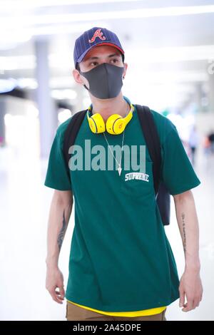 Chinese actor Xu Zhengxi, also known as Jeremy Tsui, Izz Xu, Jones Xu ...