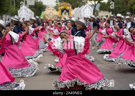 Talisay City, Cebu, Philippines 13th October 2019.Participant dance ...