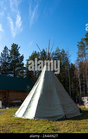 Native American wigwam in the forest, Canada Stock Photo - Alamy