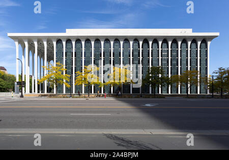 The 1964 Mid-century modern Northwestern National Life building ...