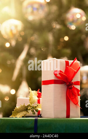 Shiny christmas gift boxes. Christmas decoration ornaments on white ...