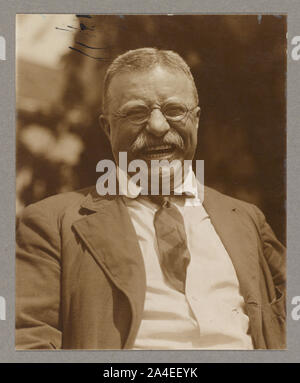 Theodore Roosevelt laughing Stock Photo - Alamy