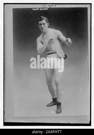 Tommy Murphy in boxing pose, 1910 Stock Photo - Alamy