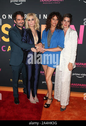 Jay Duplass, Judith Light, Amy Landecker, Gaby Hoffmann at the ...