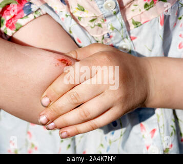 injury hurt hurting Stock Photo - Alamy