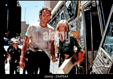 clint eastwood, sondra locke, the gauntlet, 1977 Stock Photo - Alamy