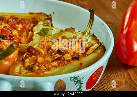 Chili Stuffed Spaghetti bell peppers , oasted spaghetti squash filled ...