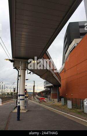 Footbridge from Platform 3b to Platform 0 at Doncaster Station Stock ...