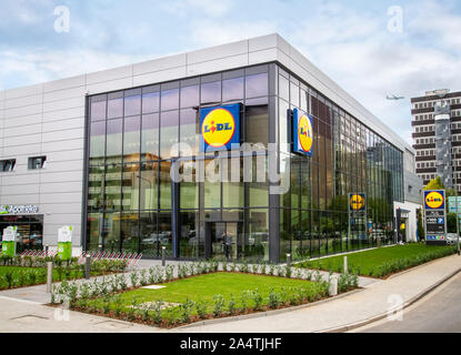 Discounter Supermarket Lidl, Germany Stock Photo - Alamy