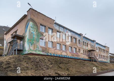 A school in Longyearbyen, Spitsbergen, Svalbard, the most northerly ...