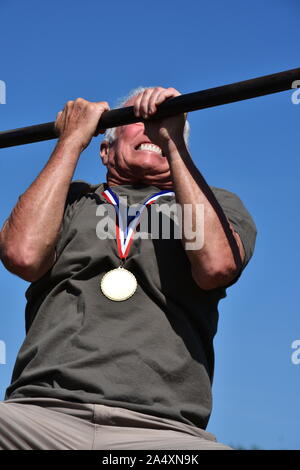 Toned Veteran Soldier Exercising Stock Photo - Alamy