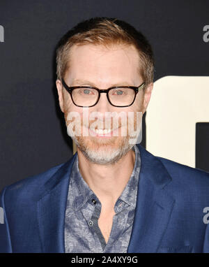 HOLLYWOOD, CA - OCTOBER 15: Stephen Merchant (R) and Mircea Monroe ...