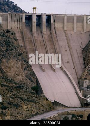 PRESA DEL EMBALSE DE CONTRERAS. Location: EXTERIOR. PROVINCIA. Valencia ...