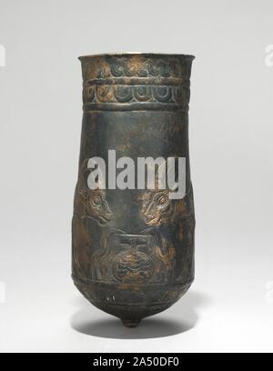Button-Based Situla, 900-700 BC. The metalworkers of Luristan provided ...