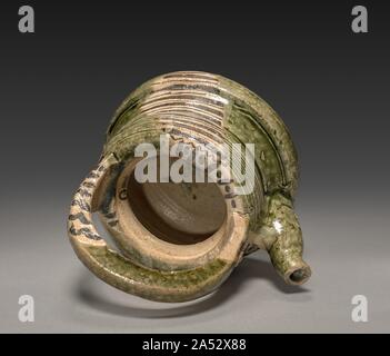 Water Container in the Shape of a Kettle: Oribe Ware (lid), early 17th ...