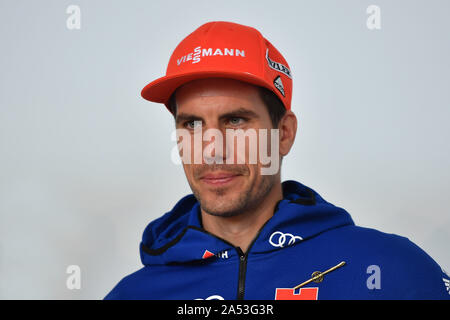 Laupheim, Deutschland. 17th Oct, 2019. Denise HERRMANN (biathlon ...
