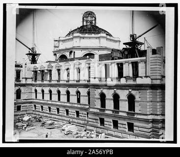View of the superstructure taking form above the rotunda, Library of ...