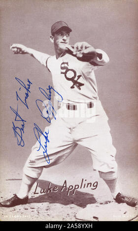 Autographed vintage baseball card of Hall of Fame baseball player Luke ...