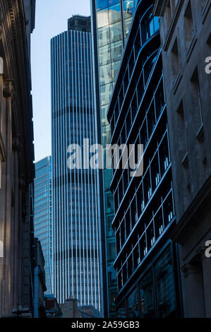 Spectacular Space in Iconic Office Buildings in London. London modern ...