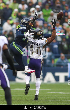 Baltimore Ravens wide receiver Sean Ryan can't hold on to the pass in ...