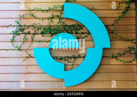 Elementum sign and logo. Elementum is the software-as-a-service company ...