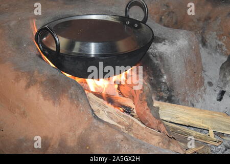 cooker pot Scorch from fire Stock Photo - Alamy