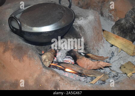 cooker pot Scorch from fire Stock Photo - Alamy