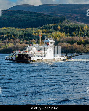 CORRAN FERRY LOCH LINNHE FORT WILLIAM SCOTLAND ON BOARD CREW LOADING ...