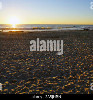 Sunset view of Cottesloe Beach over the Indian Ocean near Perth ...