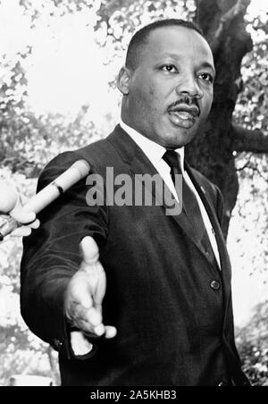 NEW YORK, NY July 30, 2018 Paige Davis attend Disney's premiere of ...