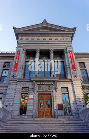 The Redpath Museum, a Victorian era natural history museum on the ...