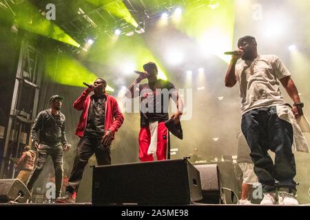 Ghostface Killah and RZA of the Wu Tang Clan Backstage at the Hammerstein Ballroom in New York ...